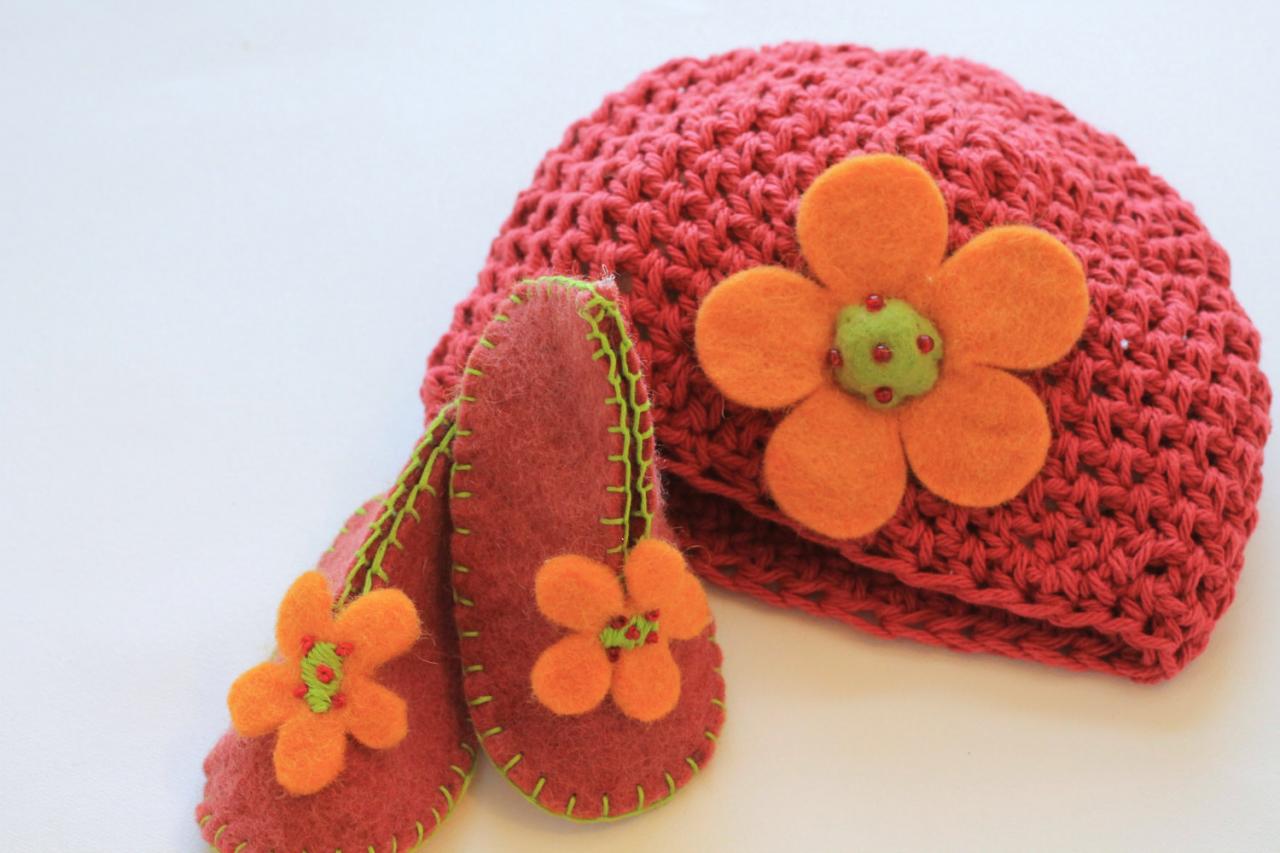 Wool Felt Baby Booties, Flower Booties With Matching Beanie, Hand Sewn ...
